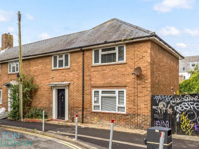 Ivory Place, Brighton, East Sussex BN2, 5 bed shared accommodation to rent, £2,500 pcm | PrimeLocation