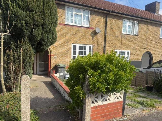 Ivorydown, Bromley BR1 2 bed property to rent £1,850 pcm £427 pw