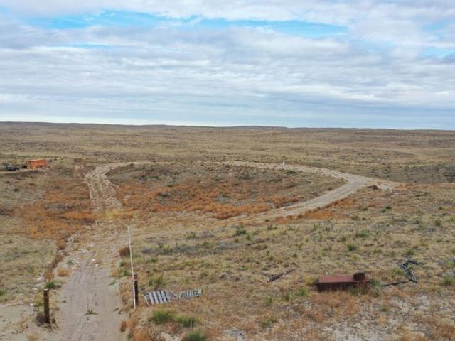Ivan Road Lk, Ogallala, NE 69153