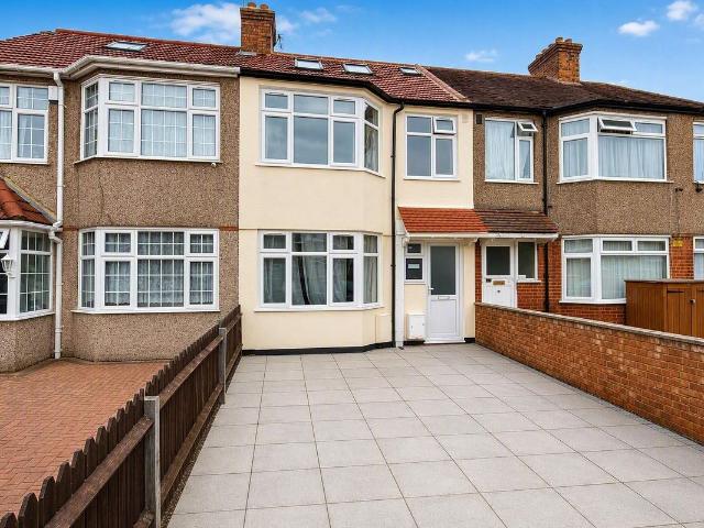 Ivanhoe Road, Hounslow TW4, 4 bed terraced house to rent, £2,950 pcm | PrimeLocation