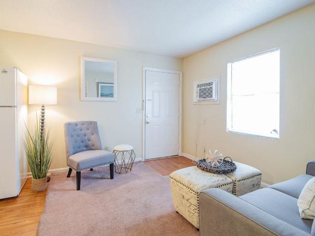 Ivey Creek 2 Bedroom Apartment for Rent at 7131 Stall Rd, North Charleston, SC 29406