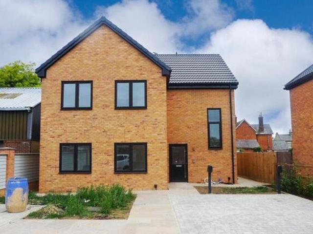 Ivel Road, Shefford, Property For Rent