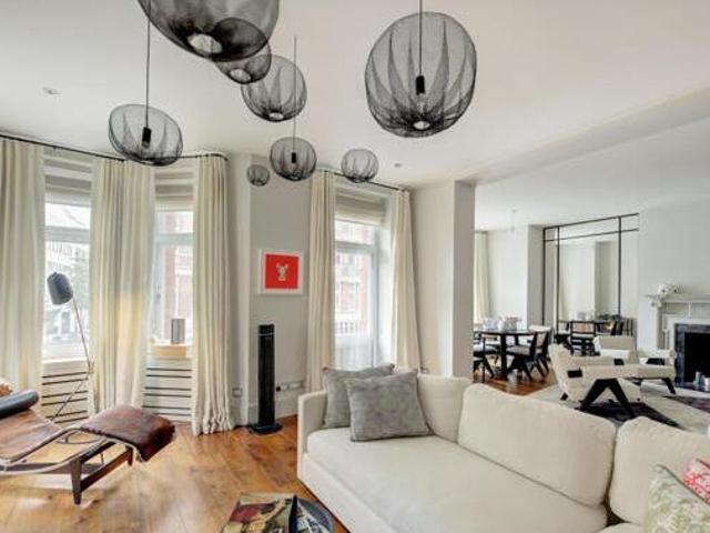 Iverna Court, London, 3 Bedroom Flat