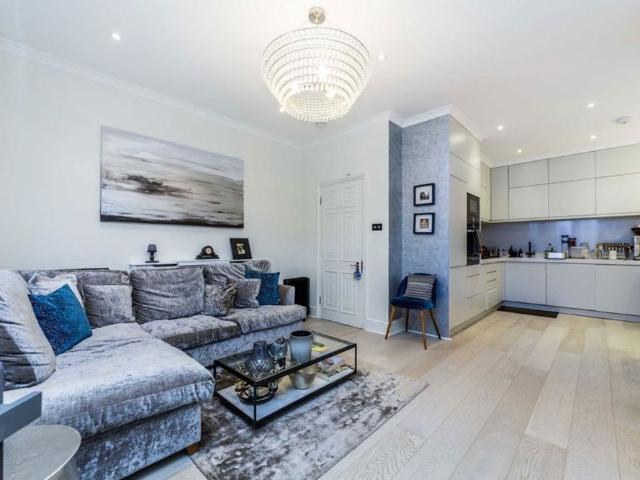 Iverna Court, W8, London