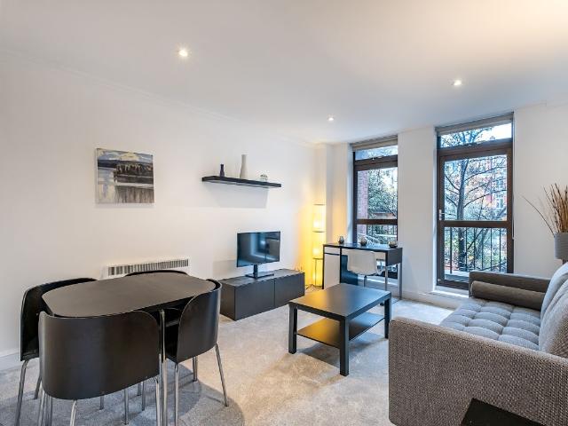 Iverna Gardens, London W8, 1 bed flat to rent, £2,925 pcm | PrimeLocation