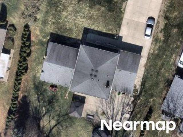 Iverness Ln