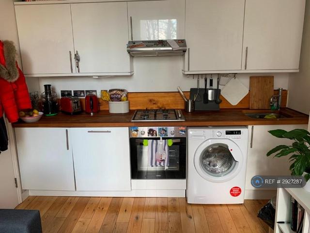Iverson Road, London, NW6 Studio to rent £1,600 pcm £369 pw