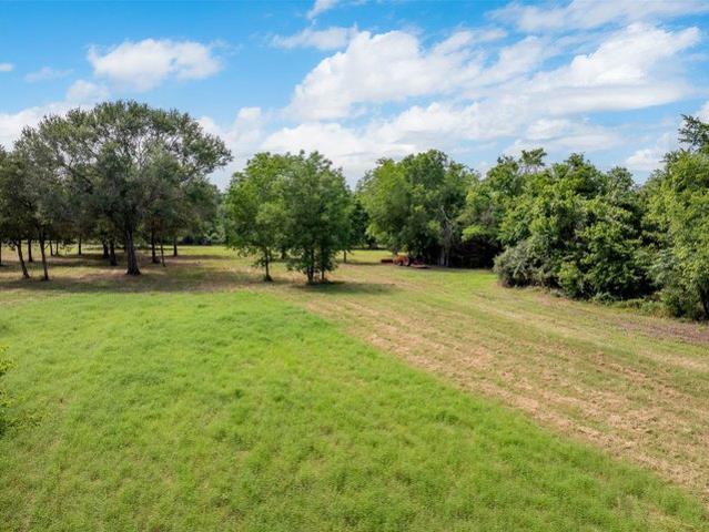 Ives Creek Rd, Bellville, TX 77418