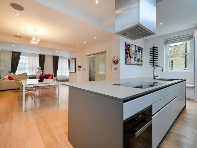 Ives Street SW3, 3 bed maisonette to rent, £8,500 pcm | PrimeLocation