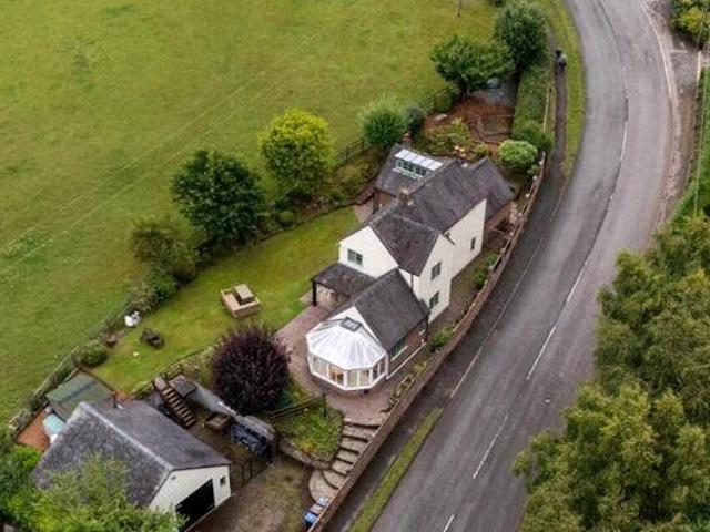Ivy Cottage, Freehay Road, 3 Bedroom Cottage