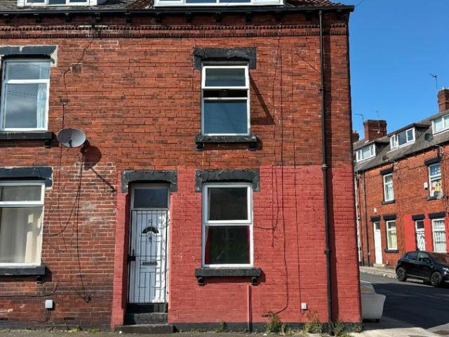 Ivy Avenue, Leeds LS9, 2 bed terraced house to rent, £850 pcm | PrimeLocation