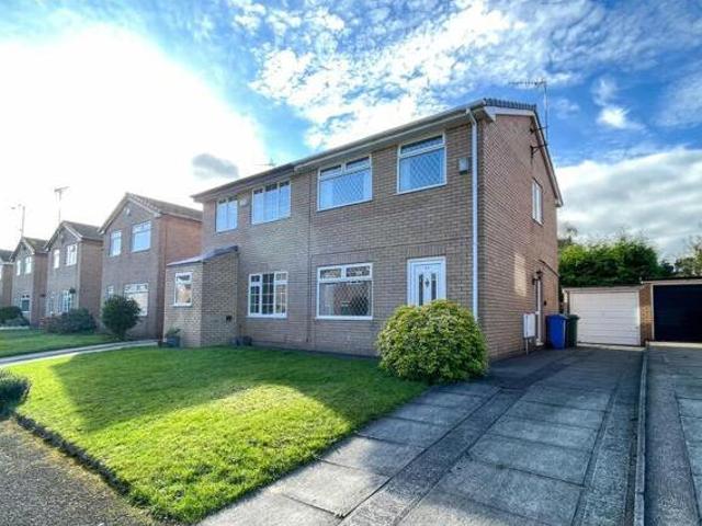 Ivy Green Drive, Springhead, 3 Bedroom Semi detached