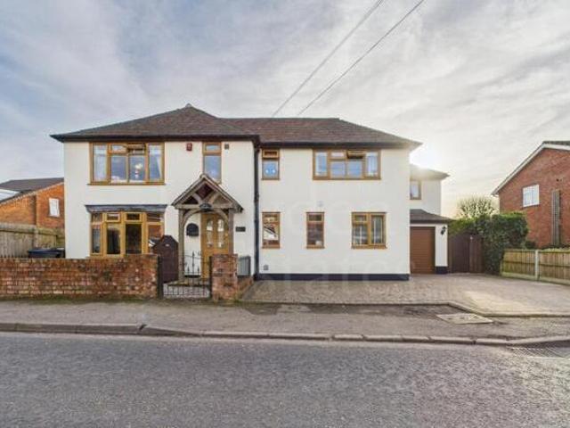 Ivy House, Clows Top, 5 Bedroom Detached
