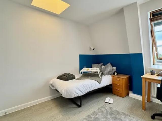 Ivy Hall Middlesex University, 100 Cricklewood Lane, Childs Hill, London, NW2 2DQ, United Kingdom | 1 bed apartment for rent #167522373 | Rentberry