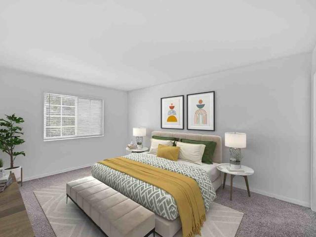 Ivy Hills Living Spaces 3 Bedroom Apartment for Rent at 7401 Pondview Pl, Newtown, OH 45244 Newtown