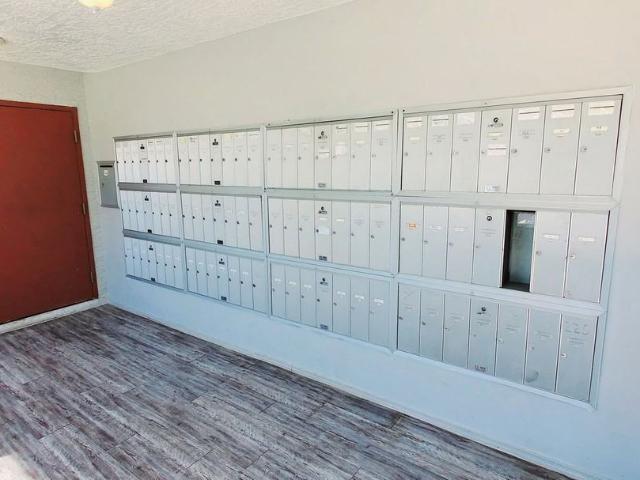 Ivy Off Central 2 Bedroom Apartment for Rent at 222 E Cody Dr, Phoenix, AZ 85040