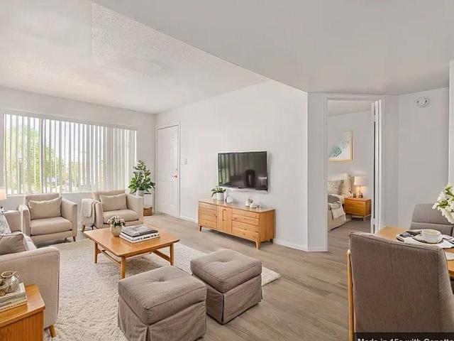 Ivy Off Central 2 Bedroom Apartment for Rent at 222 E Cody Dr, Phoenix, AZ 85040