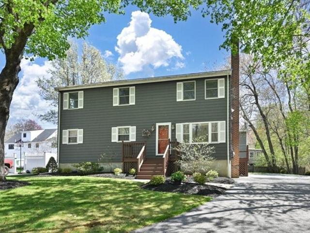 Ivy Ln, Reading, Home For Sale