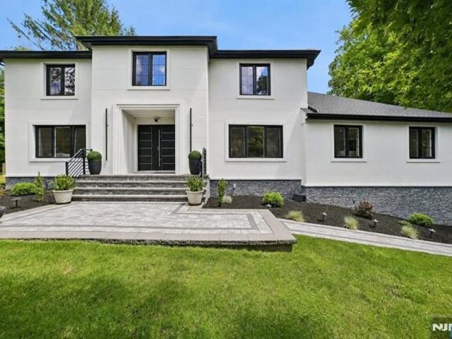 Ivy Pl, Wayne, Home For Sale