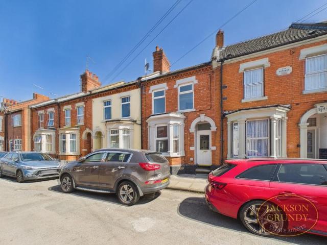 Ivy Road, Abington, NN1 4QT 2 bed terraced house to rent £1,325 pcm £306 pw