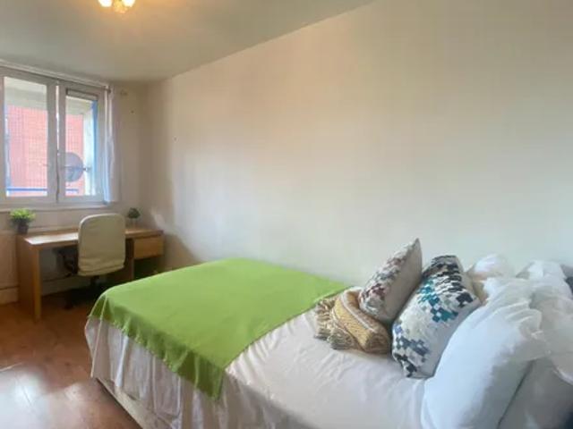 Ivy Road, Custom House, London, E16 1NJ, United Kingdom | 1 bed townhouse for rent #167522345 | Rentberry