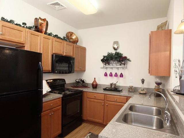 Ivy Ridge Apartments 2 Bedroom Apartment for Rent at 589 Yale St, Harrisburg, PA 17111