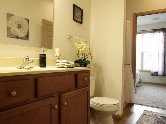 Ivy Ridge Apartments 2 Bedroom Apartment for Rent at 589 Yale St, Harrisburg, PA 17111