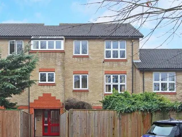 Ivybridge Close, London, TW1 1EA, United Kingdom | 2 bed apartment for rent #138853359 | Rentberry
