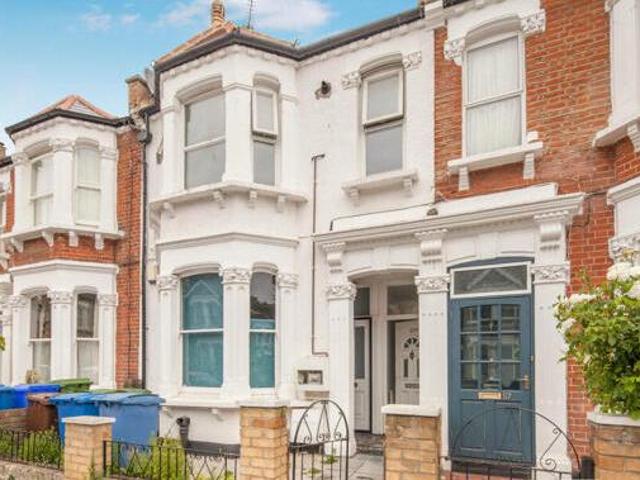 Ivydale Road, London, 2 Bedroom Town