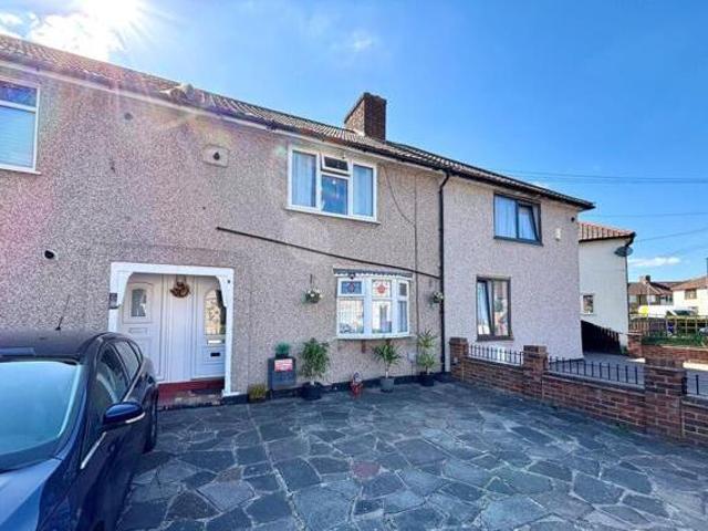Ivyhouse Road, Dagenham, 2 Bedroom House