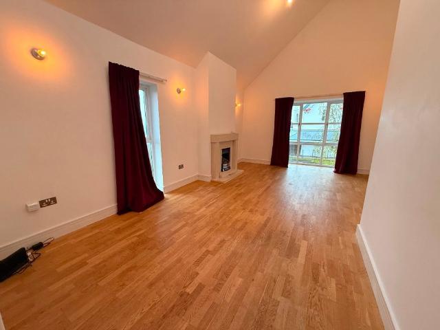 Ivyhurst Court, Holmefield Road, Liverpool, L19 3PG