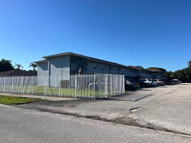Ixoria Ave