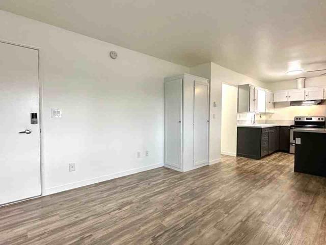 J3 Apartments 1 Bedroom Apartment for Rent at 13555 Sw Jenkins Rd, Cedar Hills, OR 97005 Cedar Hills Cedar Mill North