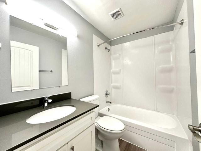 J3 Apartments 1 Bedroom Apartment for Rent at 13555 Sw Jenkins Rd, Cedar Hills, OR 97005 Cedar Hills Cedar Mill North
