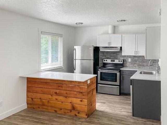 J3 Apartments 1 Bedroom Apartment for Rent at 13555 Sw Jenkins Rd, Cedar Hills, OR 97005 Cedar Hills Cedar Mill North