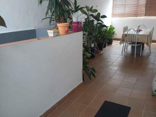 J2115 Casa com 2 Quartos à venda, 80m² Jardim Mitsutani