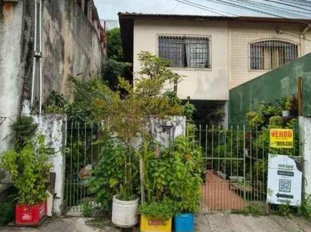 J2200 Casa com 2 Quartos à venda, 125m² Vila Pirajussara
