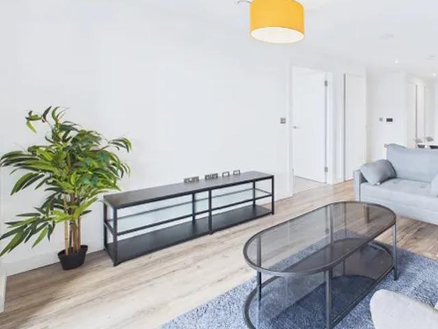 J2 Bellows, 12 Lockside Lane, Salford, M5 4YN, United Kingdom | 1 bed apartment for rent #167826404 | Rentberry