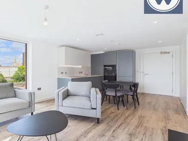 J2 Bellows, 12 Lockside Lane, Salford, M5 4YN, United Kingdom | 2 bed apartment for rent #166057810 | Rentberry