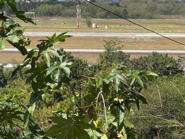 J5035 Terreno / Lote / Condomínio à venda, 128000m² Jardim Presidente Dutra