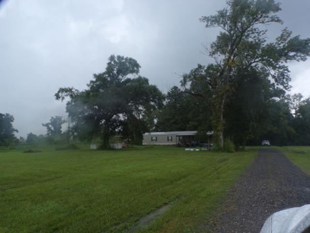 J R Estates Dr