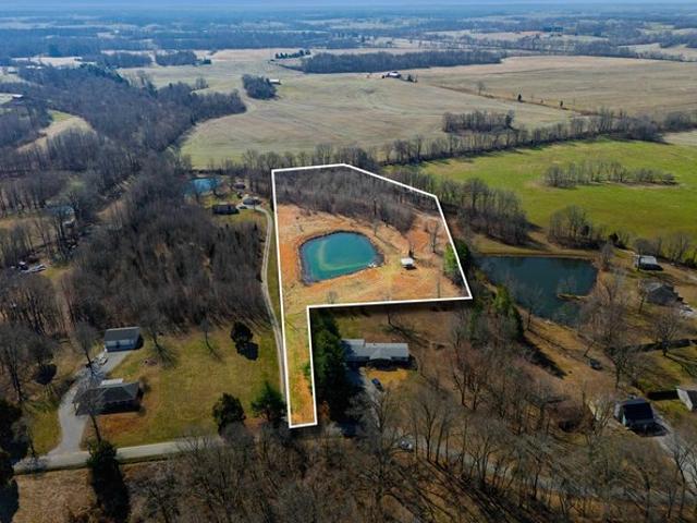 J Royster Rd, Corydon, KY 42406