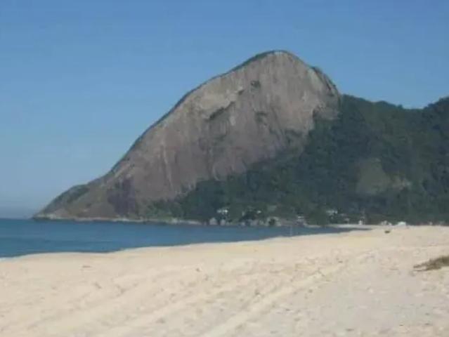 JC Lote FRENTE MAR 600m² Loteamento Barra de Itaipuaçu Maricá RJ