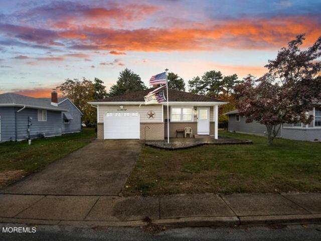 Jamaica Blvd, Toms River, Home For Sale