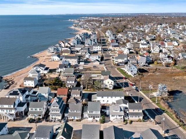 Jamaica Ct, East Haven, Home For Sale