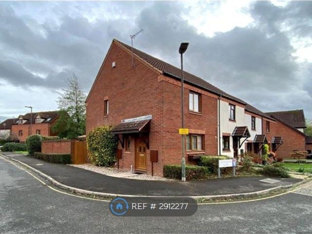 James Way, Gloucester GL3, 3 bed semi detached house to rent, £1,400 pcm | PrimeLocation