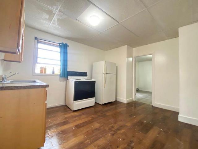 James apt
