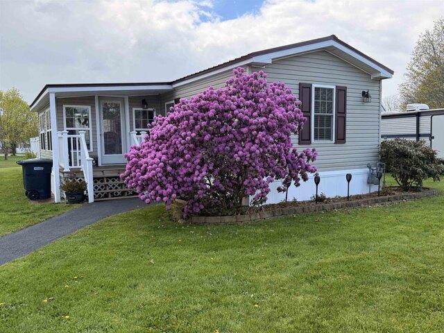 James Cir, Saint Albans Town, Property For Sale