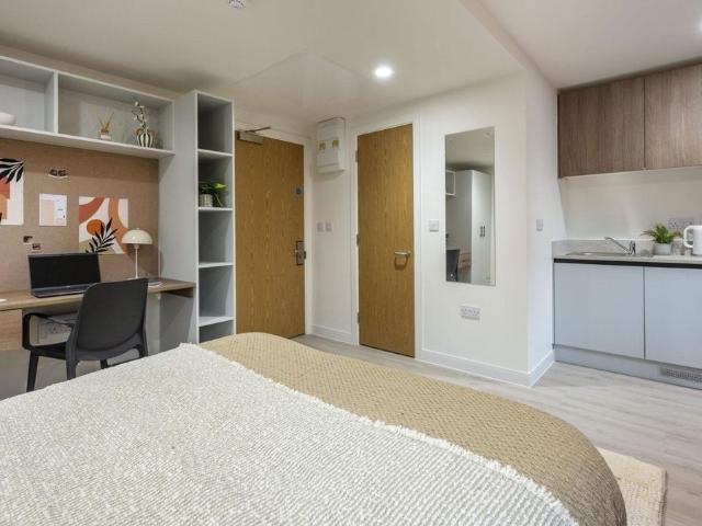 James Street Caravan Site, James Street, York YO10, Room to rent, £1,083 pcm | PrimeLocation