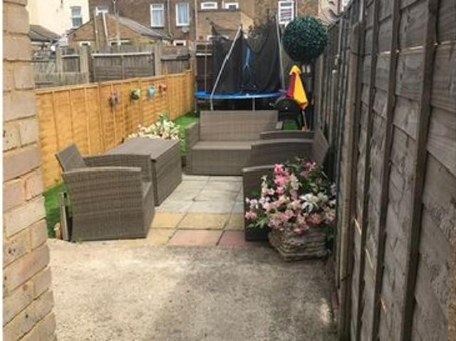 James Street, Sheerness ME12, 2 bedroom terraced house to rent 69673886 | PrimeLocation